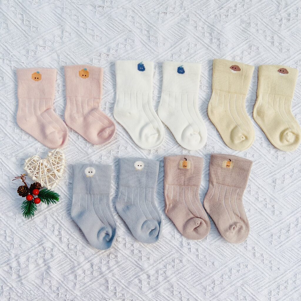 Tất vớ Nemo cao cổ lưới thoáng khí - Kho sỉ đồ sơ sinh mẹ và bé lớn ...